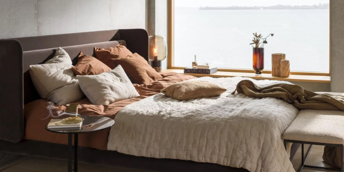 Tête de lit stylée : cette alternative simple et abordable remplace les ...