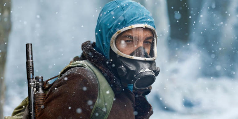 6 perfect shows to binge on New Year’s Day (& where to stream them)