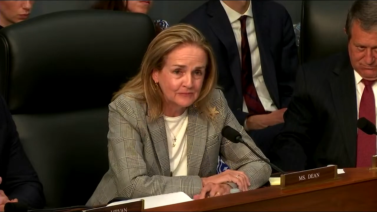 'Very unprofessional of you': Madeleine Dean puts Pam Bondi in her ...