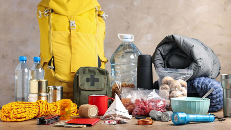 Bugging in when society collapes sounds smart—until these 18 mistakes ...