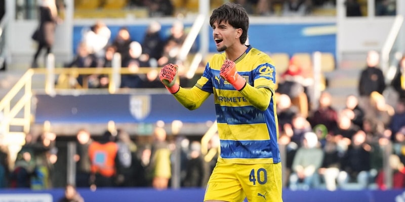 Buffon incorona Corvi: il portiere del Parma si emoziona per le parole ...