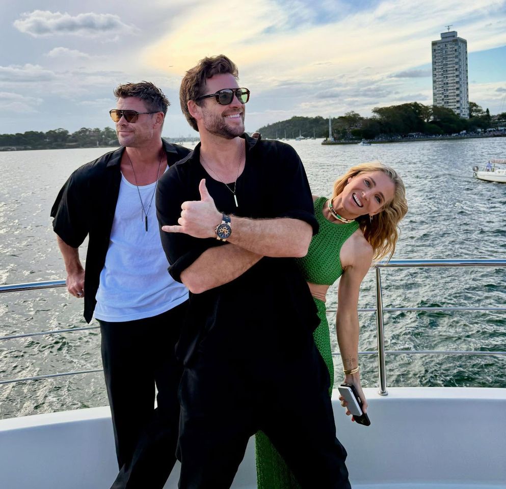 Chris Hemsworth and Elsa Pataky ring in the new year on yacht in Sydney ...