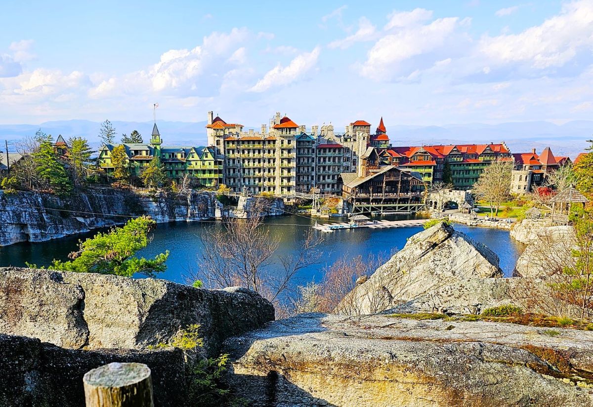 🕰️ Step back in time: Past Lane Travels’ most memorable historic hotels ...