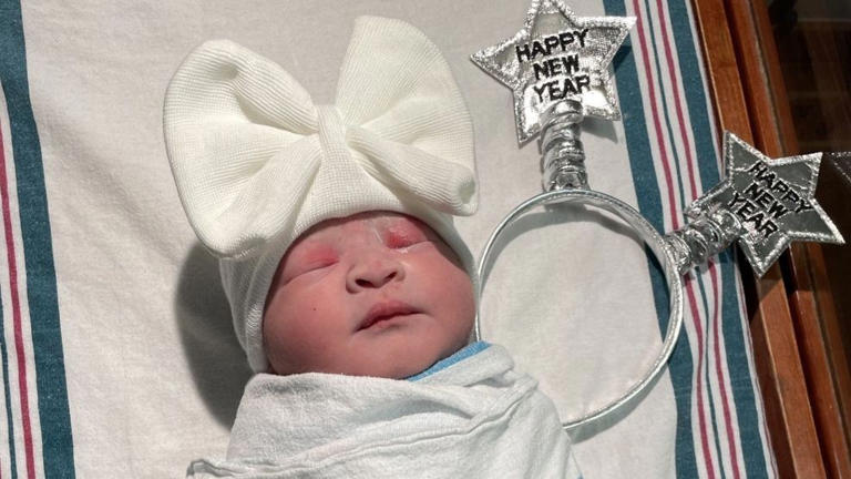 Chattanooga welcomes first baby of 2026 at Erlanger East Hospital
