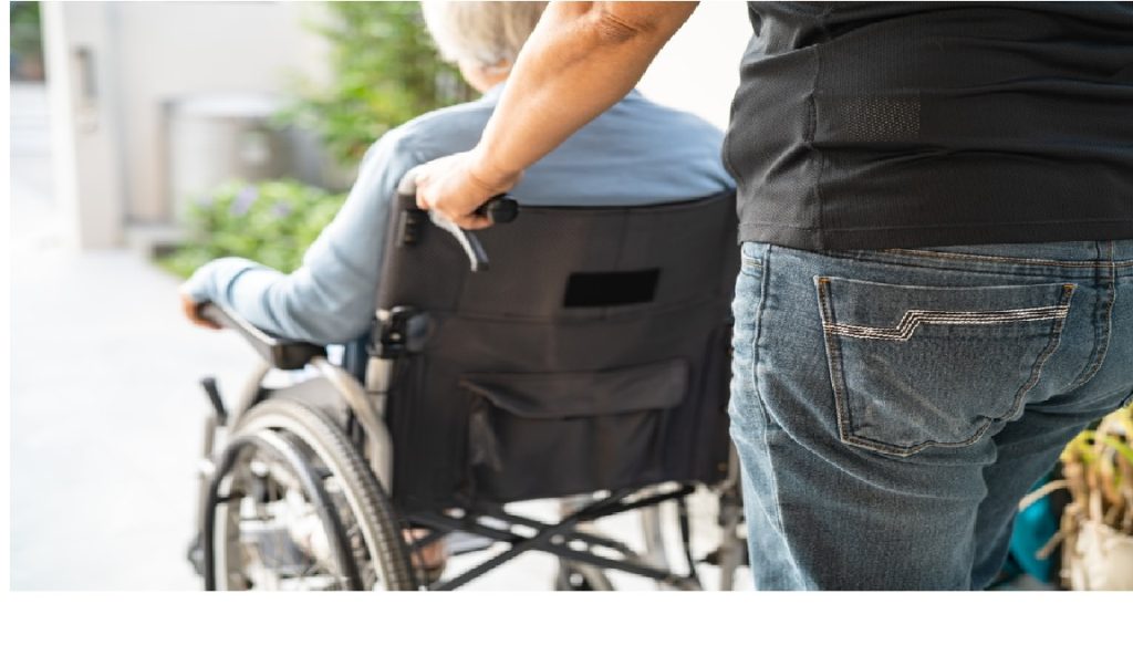 Studie visar att att hjälpa andra kan minska det kognitiva åldrandet ...