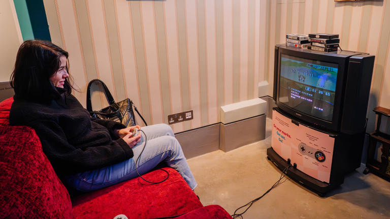 The tech that experts say you should buy at thrift stores