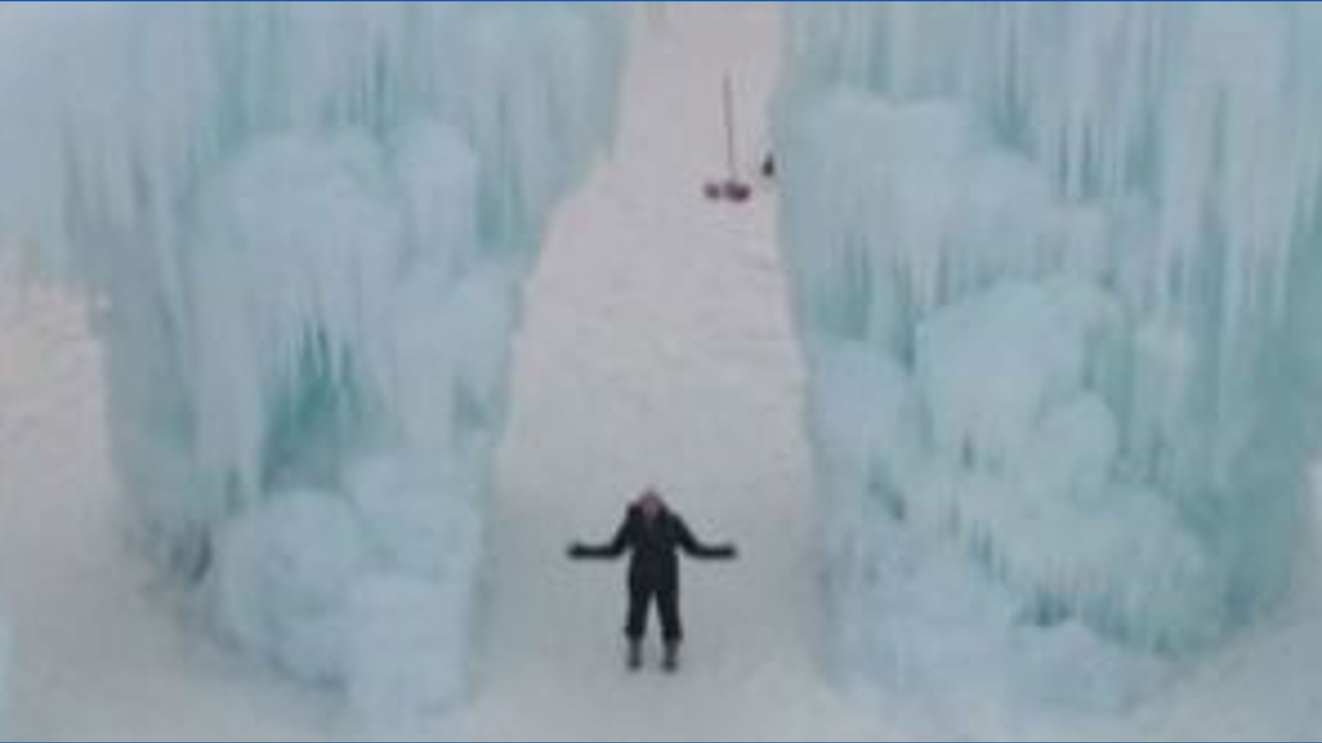 Minnesota ice castles created by 25 million pounds of ice