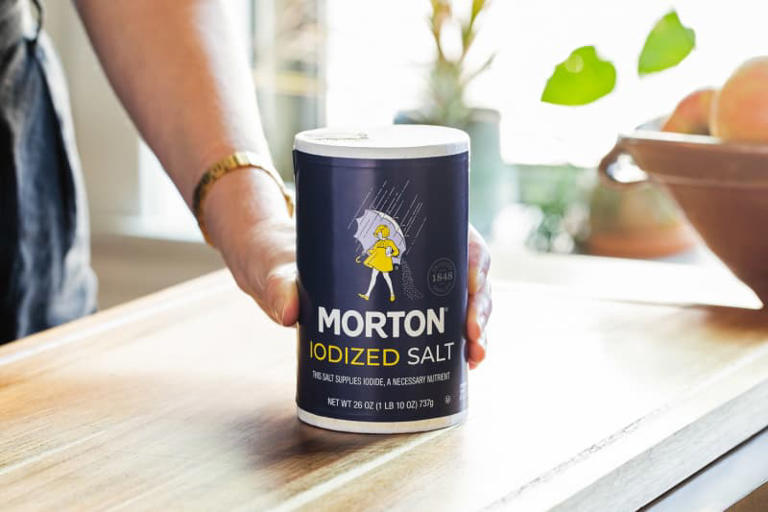 Is table salt less healthy for you than sea salt? 2 dietitians had the ...