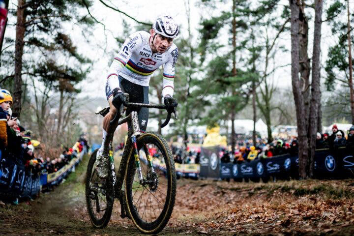 Can anyone stop Brand, Van der Poel in cyclocross?