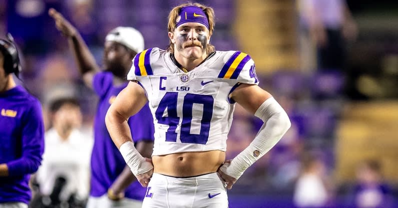 Whit Weeks announces he will return to LSU, play for Lane Kiffin in 2026