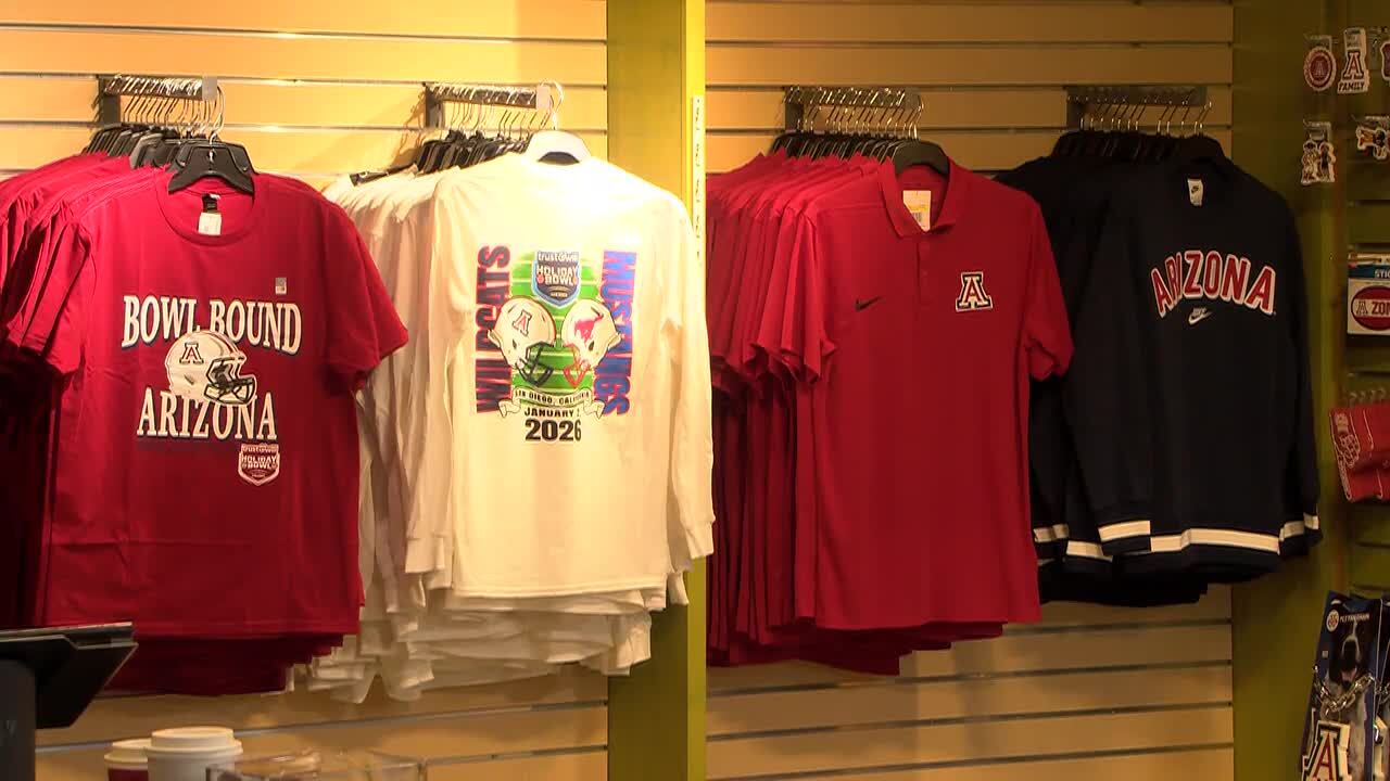 Wildcats fans head to Holiday Bowl