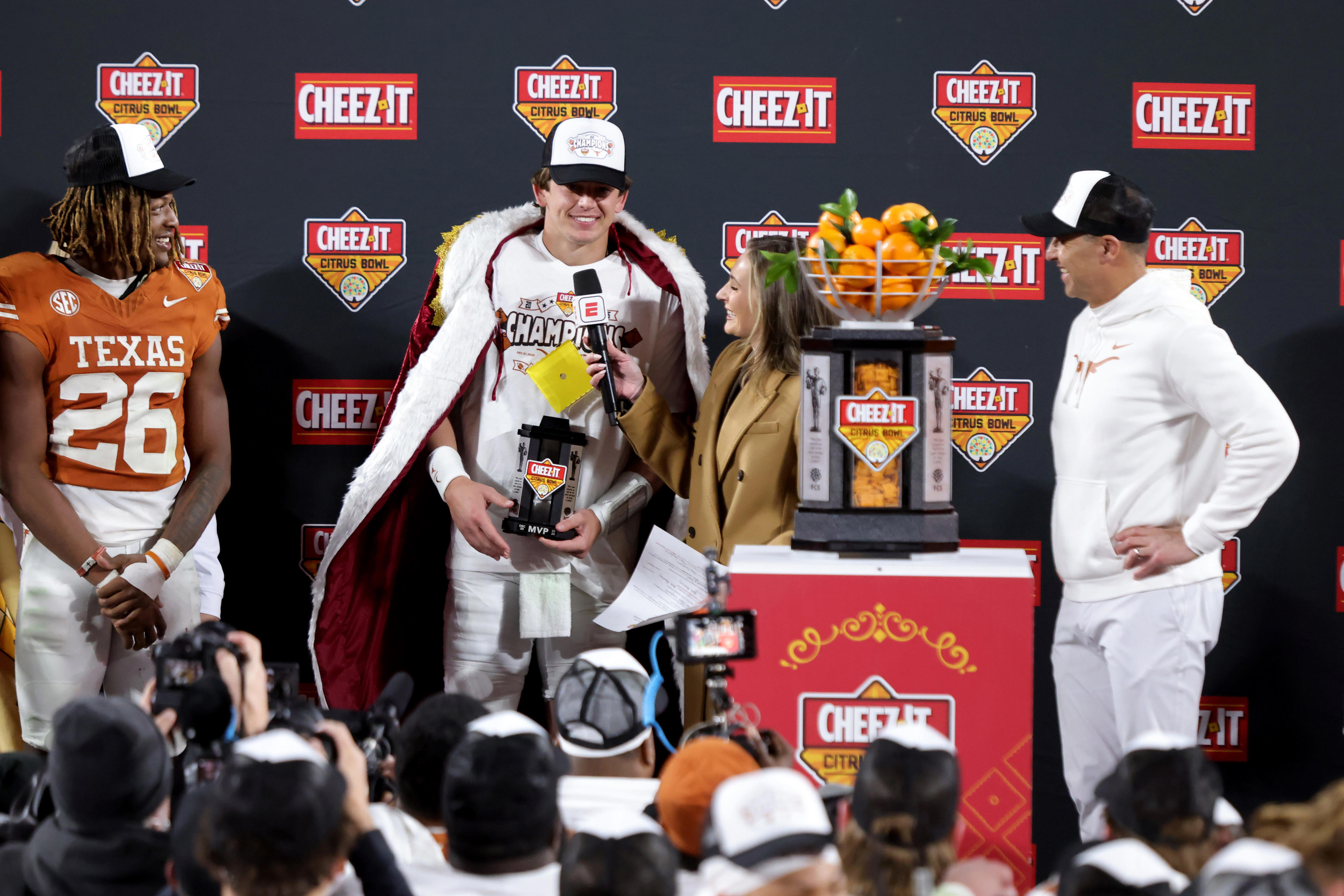 Video: Texas football's 'cheesy' Cheez-It Citrus Bowl celebrations