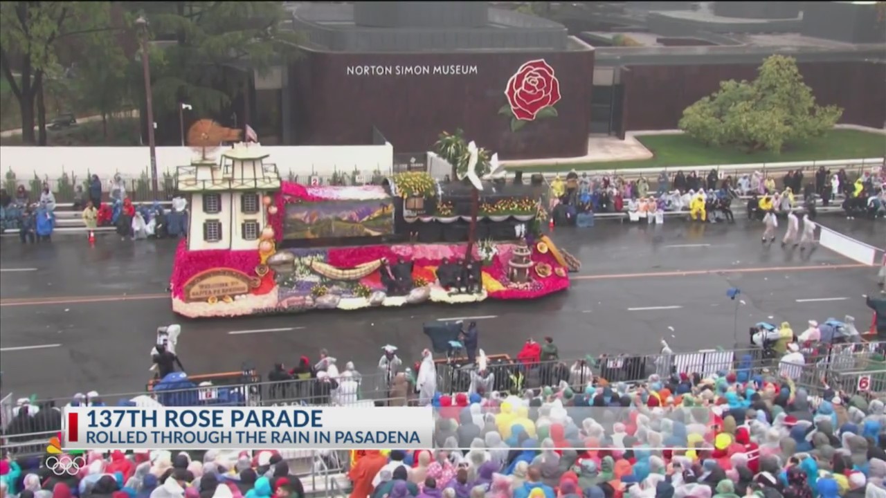 137th Rose Parade rolls through Pasadena