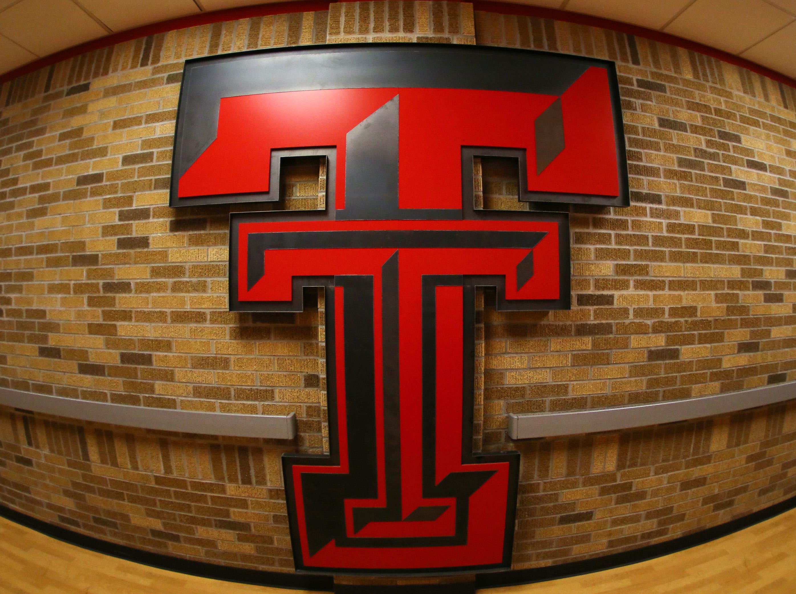 Tallest player in women’s college basketball to join Texas Tech