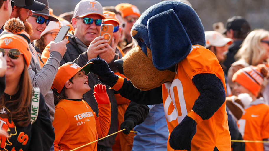 Tennessee football makes staff change to start 2026