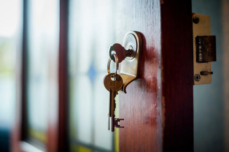 Housing: Average gap between asking price and sale price grew to 6.6% ...