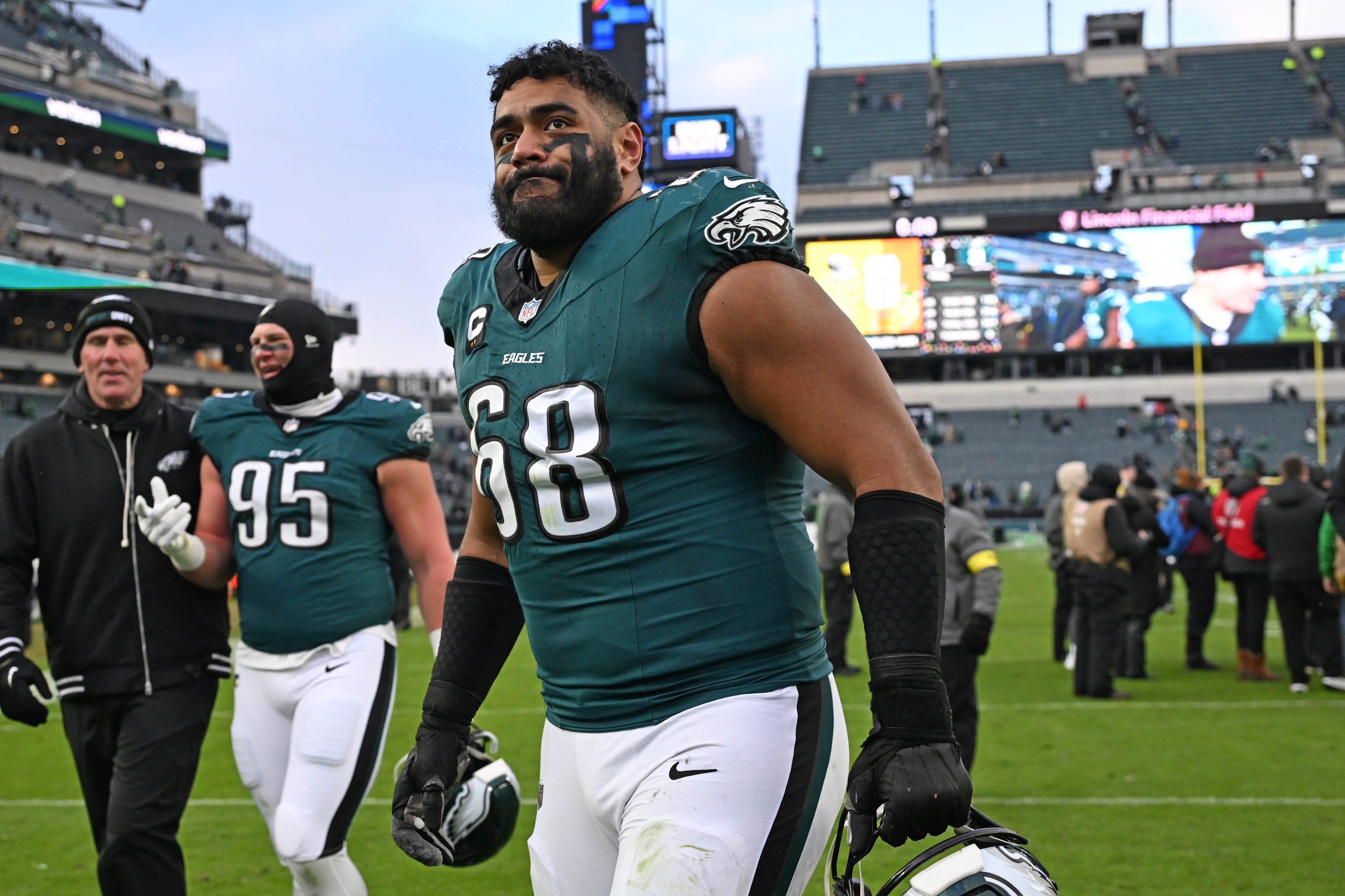 Eagles left tackle admits he's contemplated an early retirement