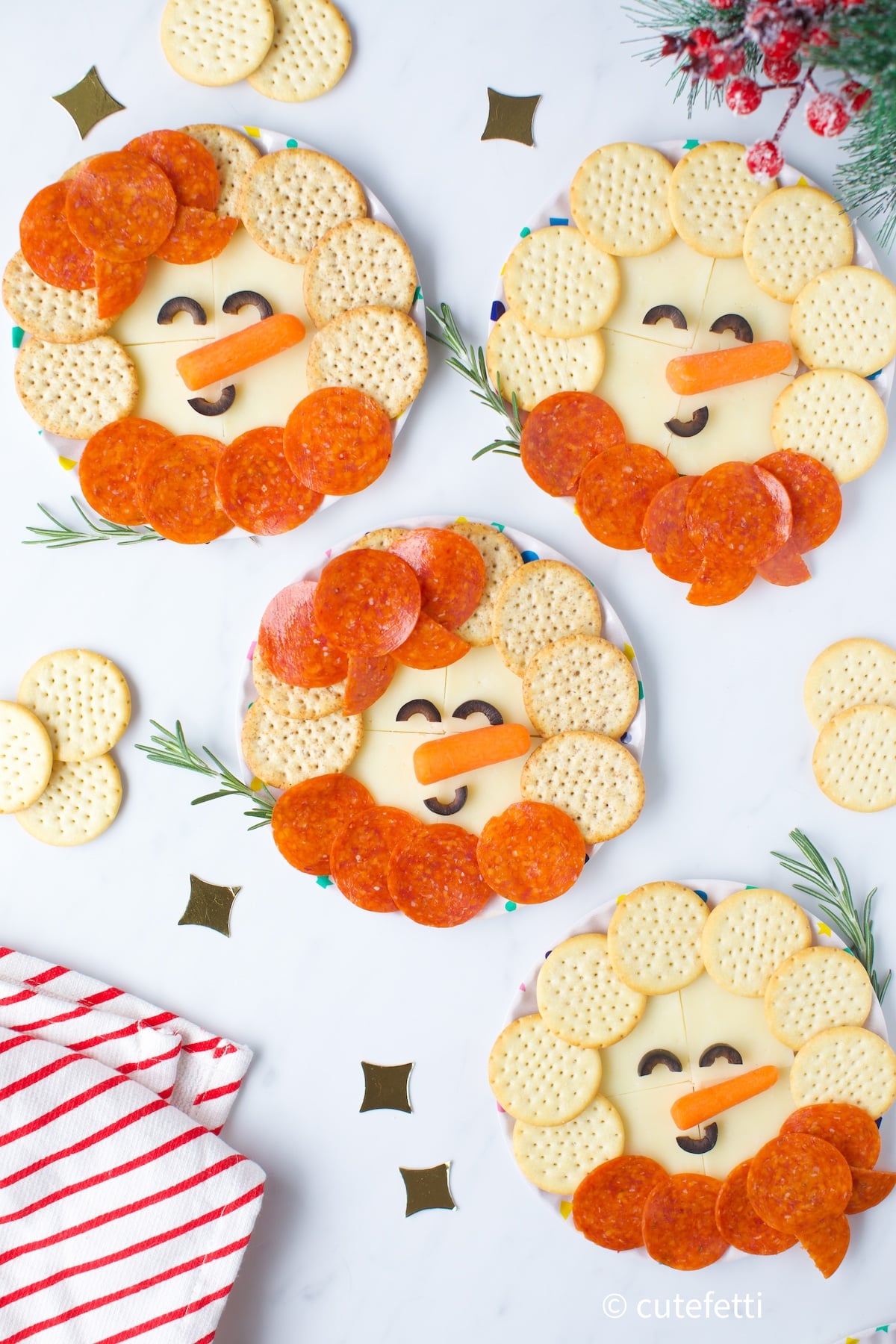 These snowman snack plates will melt away winter cravings