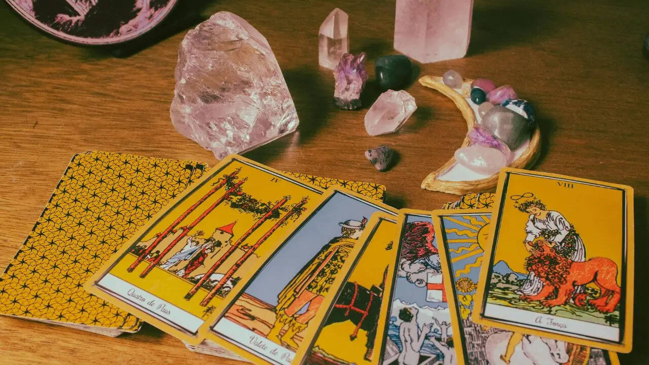 January 2 tarot card reading: Career moves, travel plans, health alerts ...