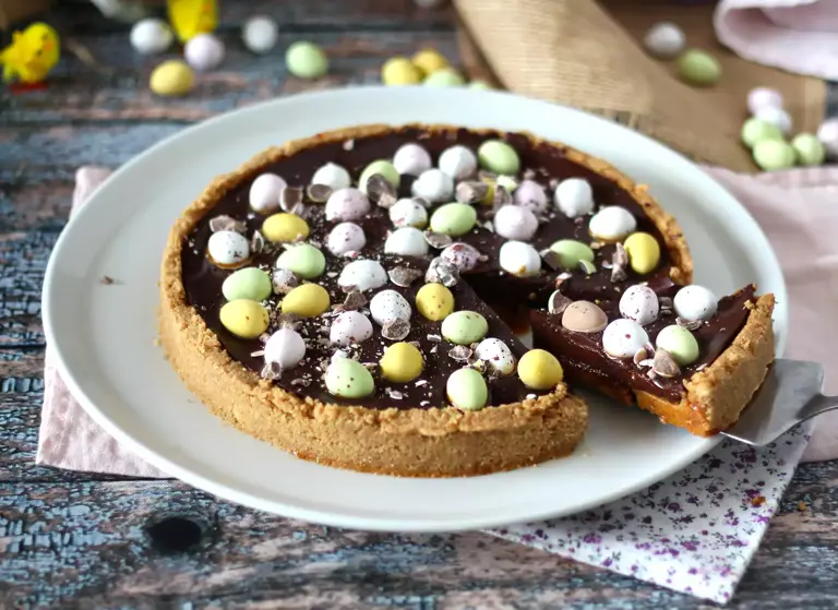 Easter tart, chocolate and caramel