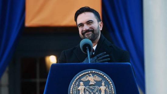 Did Mamdani give a 'Nazi salute' at inauguration? MAGA supporters ...