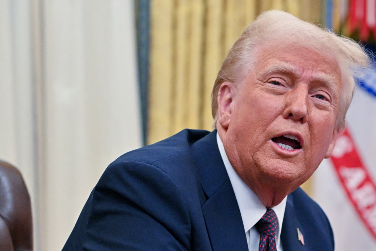 White House makes even more chaos of Trump's federal aid freeze with ...