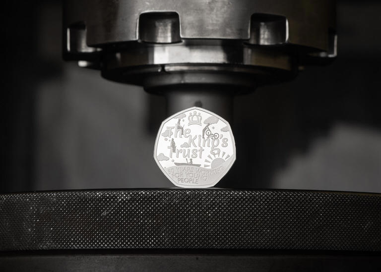 Queen Elizabeth II and British Grand Prix celebrated in 2026 coin designs