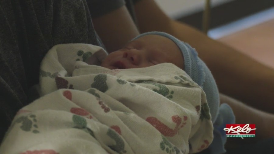Meet the last baby born in 2025 at Avera McKennan