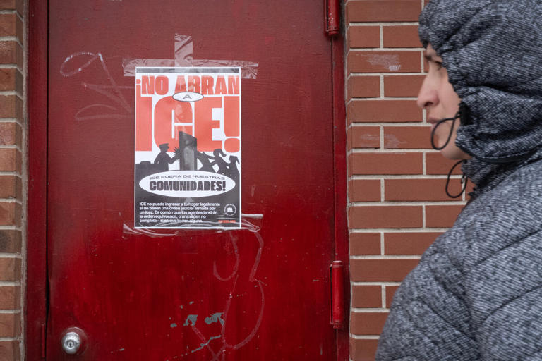 Trump's border czar outlines plan for massive deportation sweep in Chicago