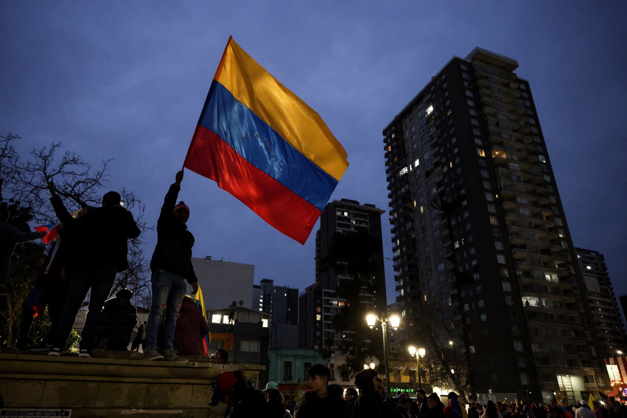 Venezuelan exiles root for US military action. Those left behind oppose it.