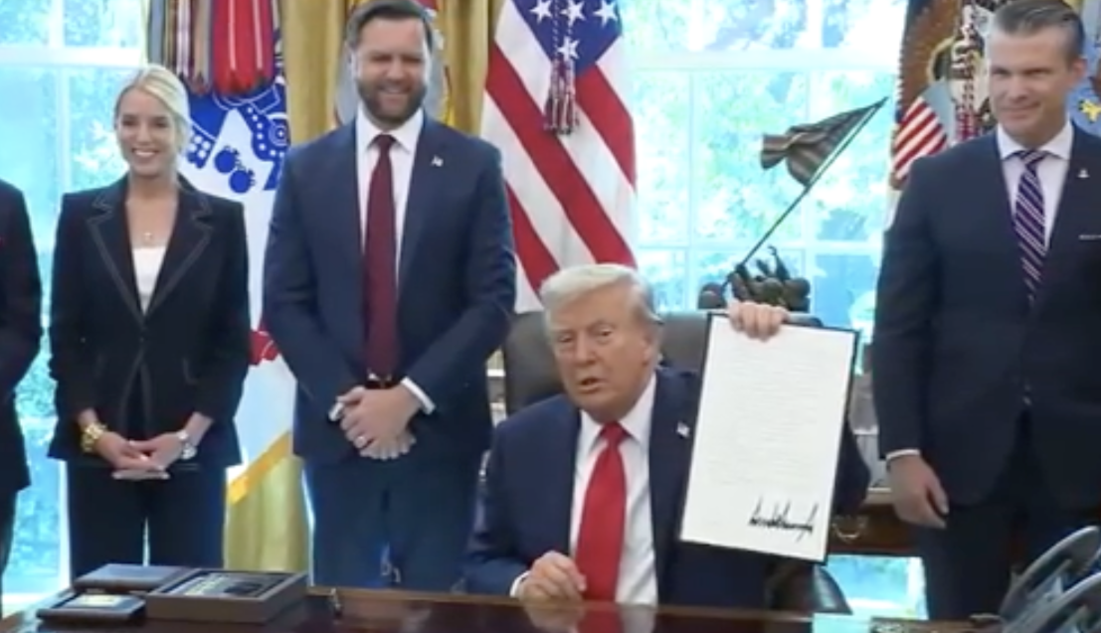 'There's no autopen that can do that': Trump goes out of his way to ...