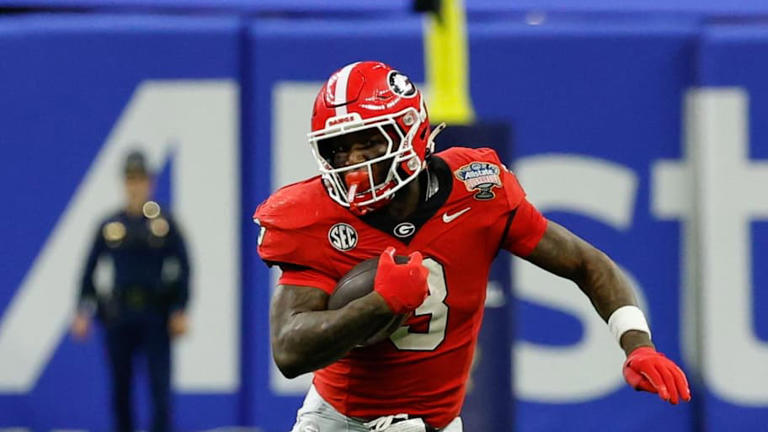 Georgia Bulldogs RB Nate Frazier suffers injury against Ole Miss in ...