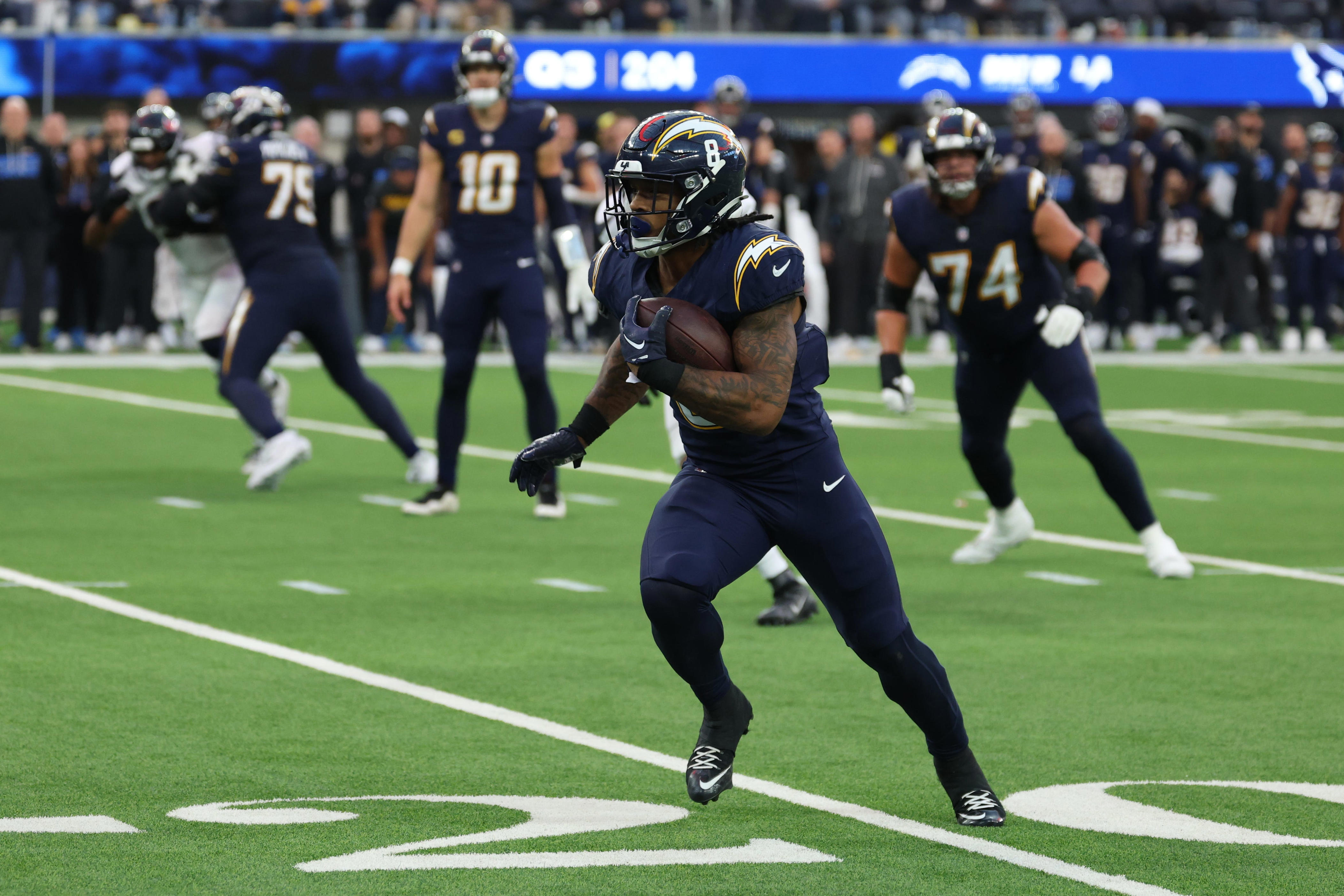 Chargers face long injury report ahead of Week 18 vs. Broncos