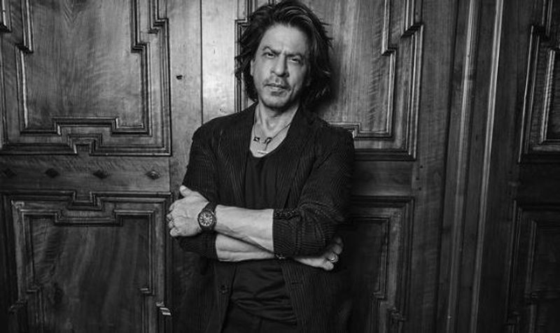 Hindu seer calls Shah Rukh Khan 'traitor' over his IPL team signing ...