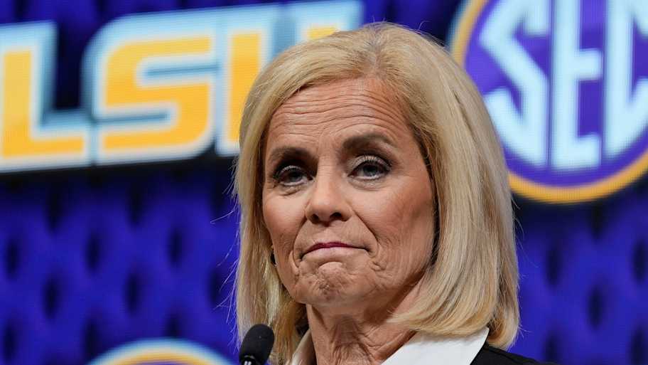 Kim Mulkey holds Lane Kiffin’s hand during grand LSU entrance amid ...