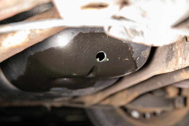 Wie dreist: Diebe zapfen Tank an!