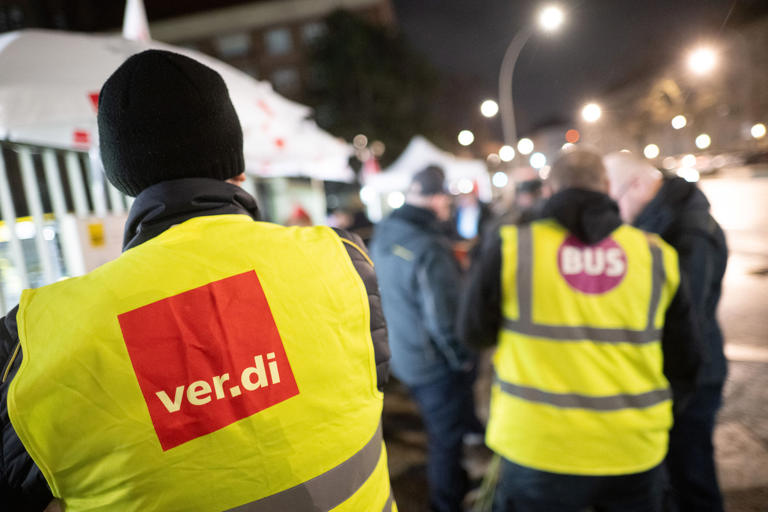 BVG-Streik: Aber diese Busse fahren trotzdem