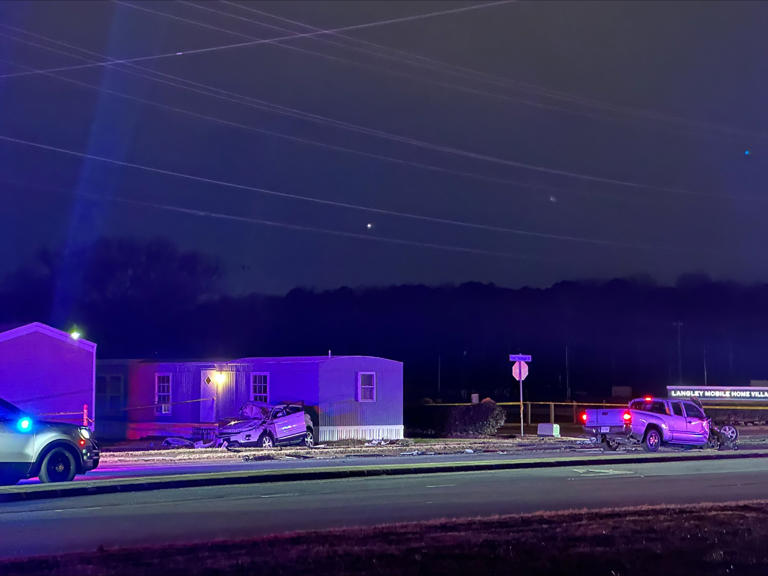 Hampton police: Multi-vehicle crash is fatal