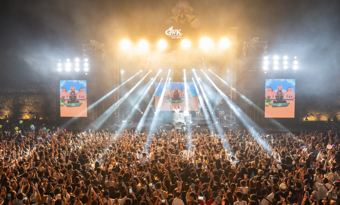 Usung konsep berbeda tanpa kembang api, GWK Cultural Park sukses ...