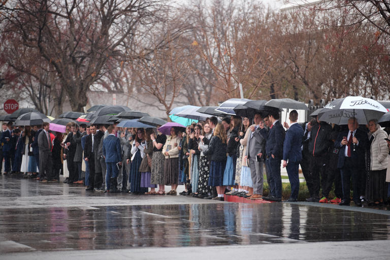 President Jeffrey R Holland laid to rest in St. George City Cemetery
