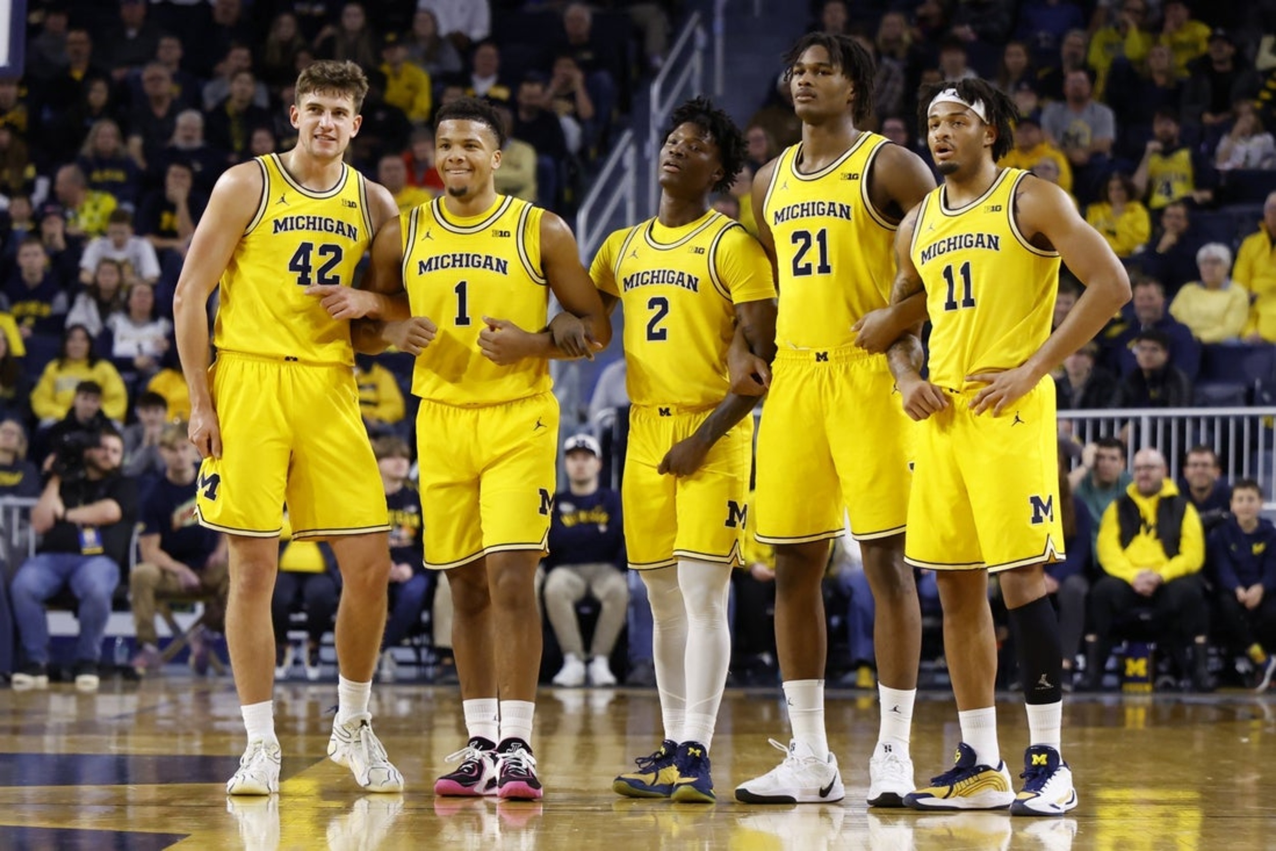 Dominant No. 2 Michigan resumes Big Ten play vs. No. 24 USC