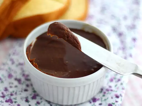 Crema de chocolate y avellanas para untar
