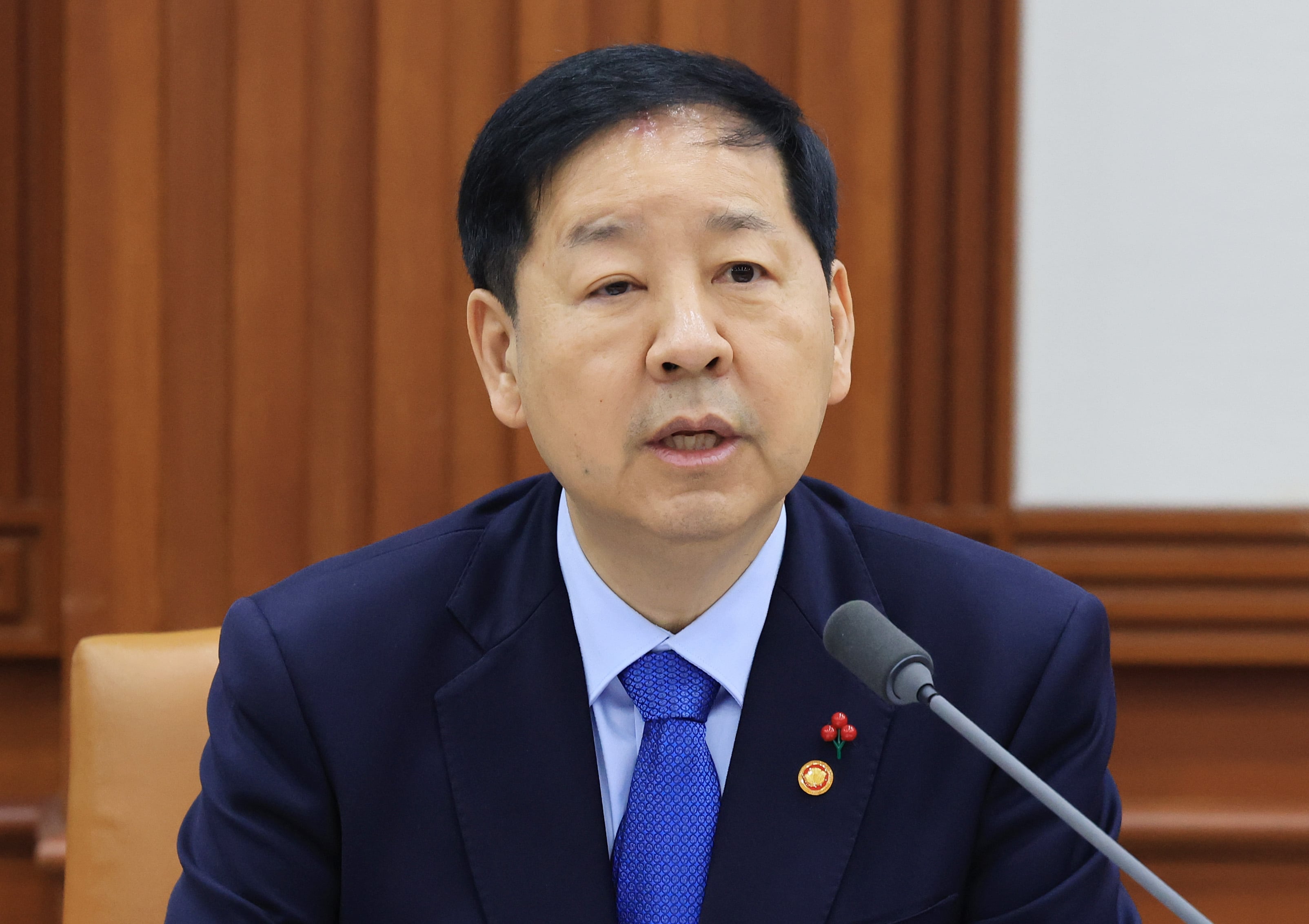 Ministry of Economy and Finance names more 1980s-born, female section ...