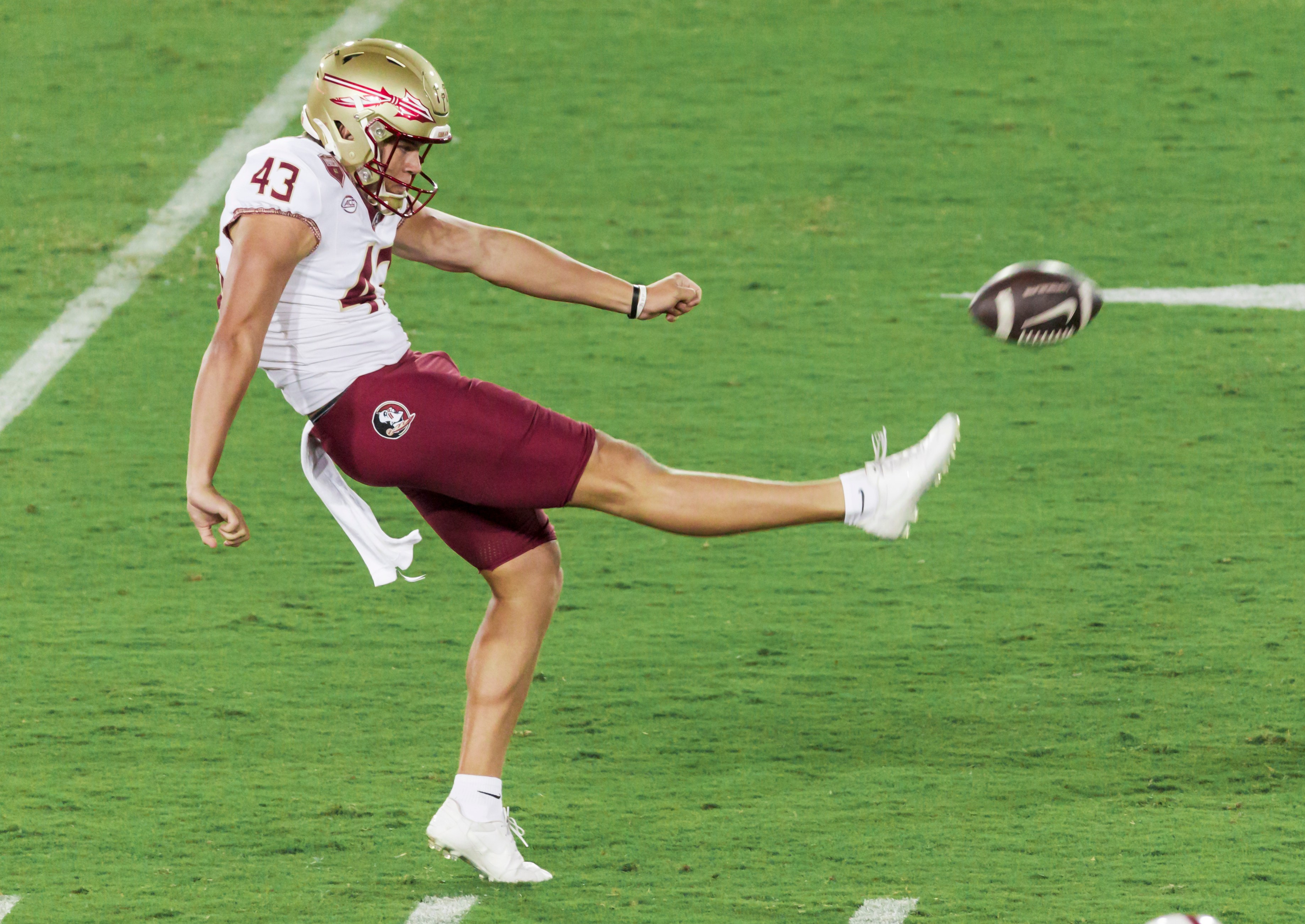 FSU punter Mac Chiumento planning to enter transfer portal