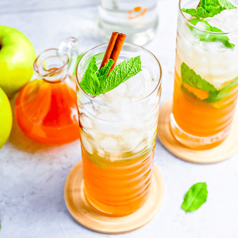 Easy apple cider mojitos recipe