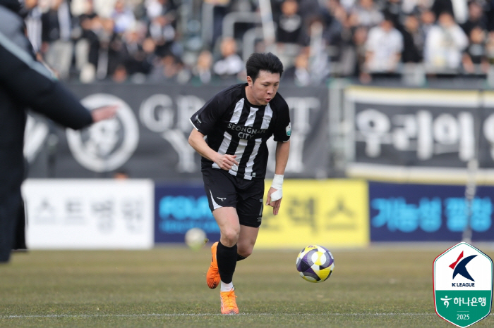 Bucheon, which achieved miraculous promotion, recruited Shin Jae-won ...