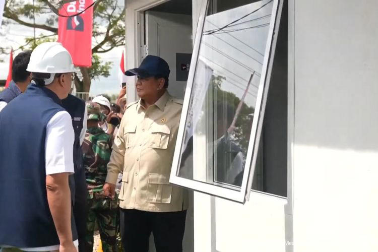 Kunjungi Aceh Tamiang, Prabowo minta percepat rehabilitasi dan ...
