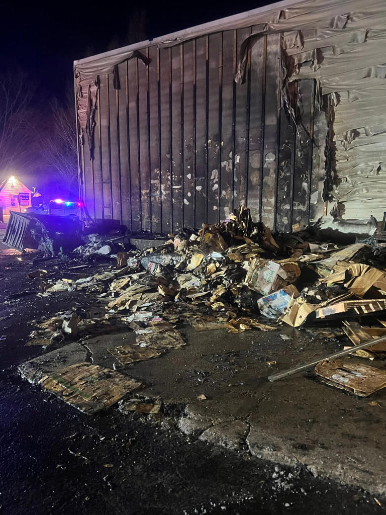 Fire breaks out in dumpster at Southold IGA on New Year's Day: FD