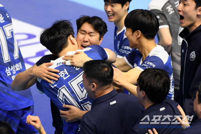 Did times change? Will the era of communication rather than a master ...