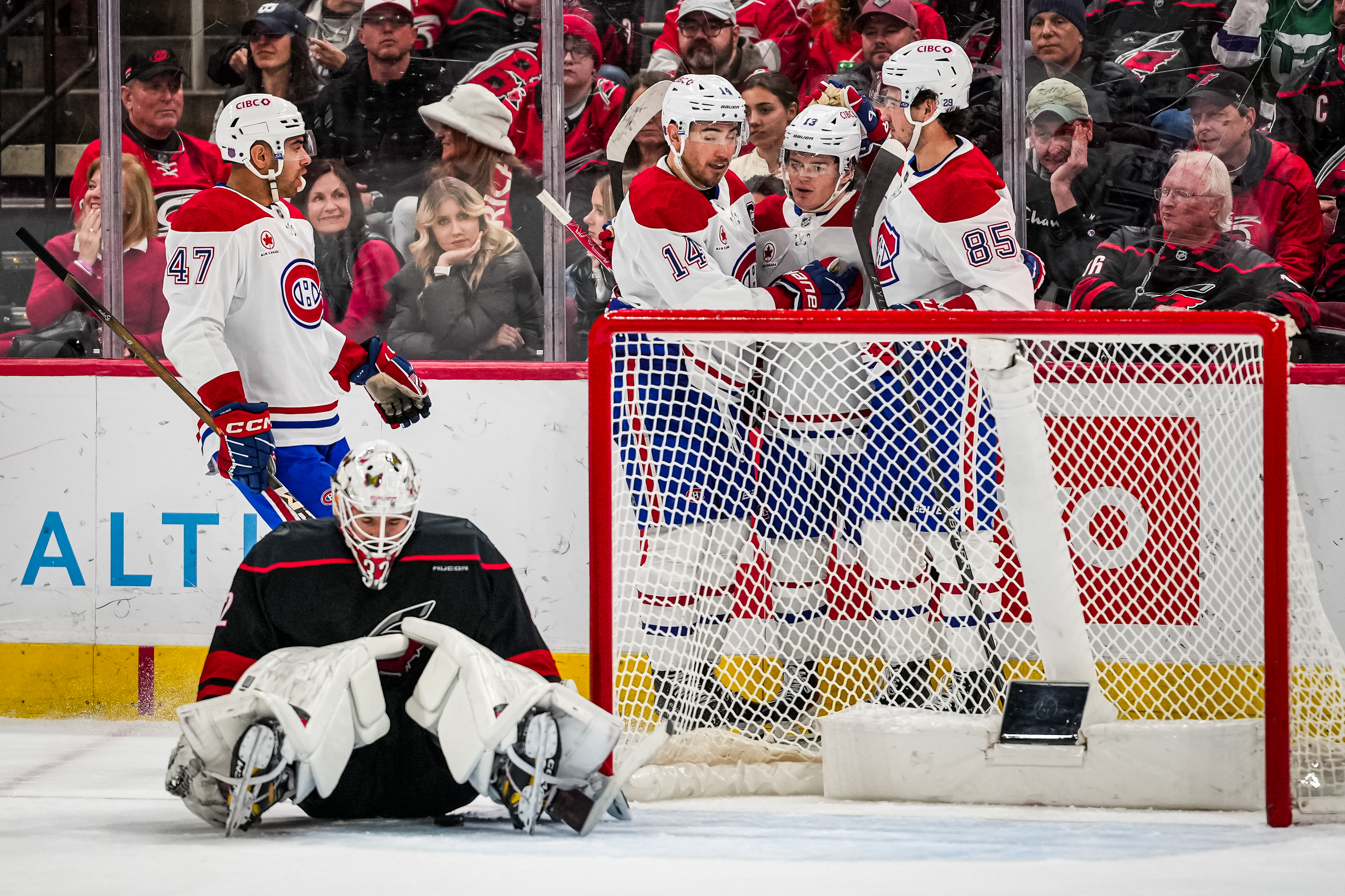 Hurricanes blow two goal lead, drop 7-5 result to Montreal